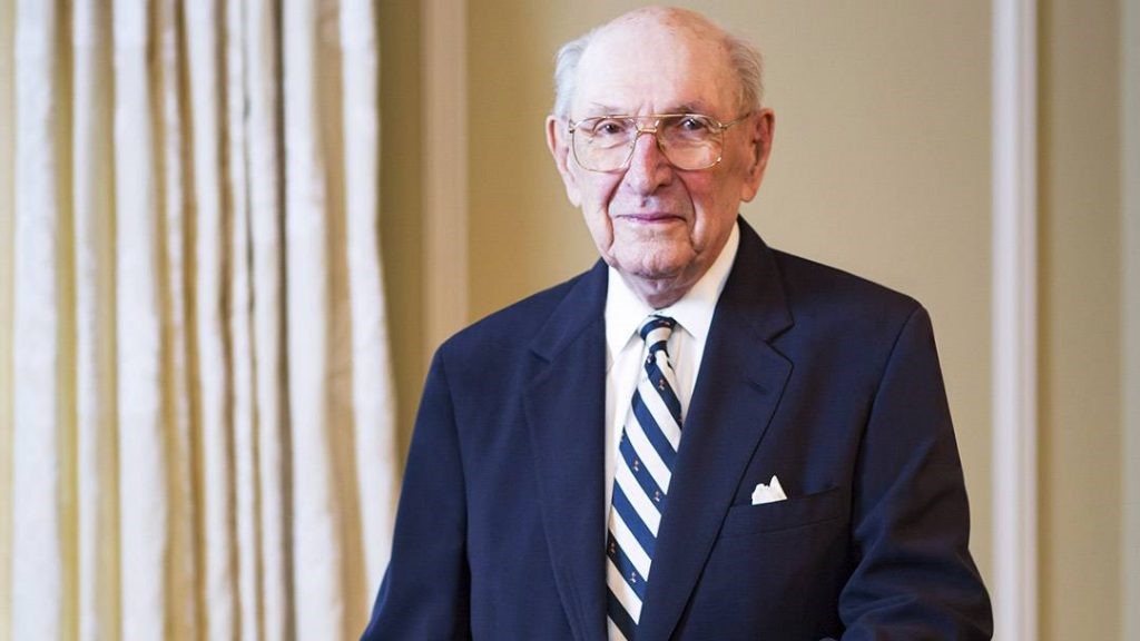 Mayo Clinic Alumni Association | Mayo Clinic remembers Richard E. Weeks ...