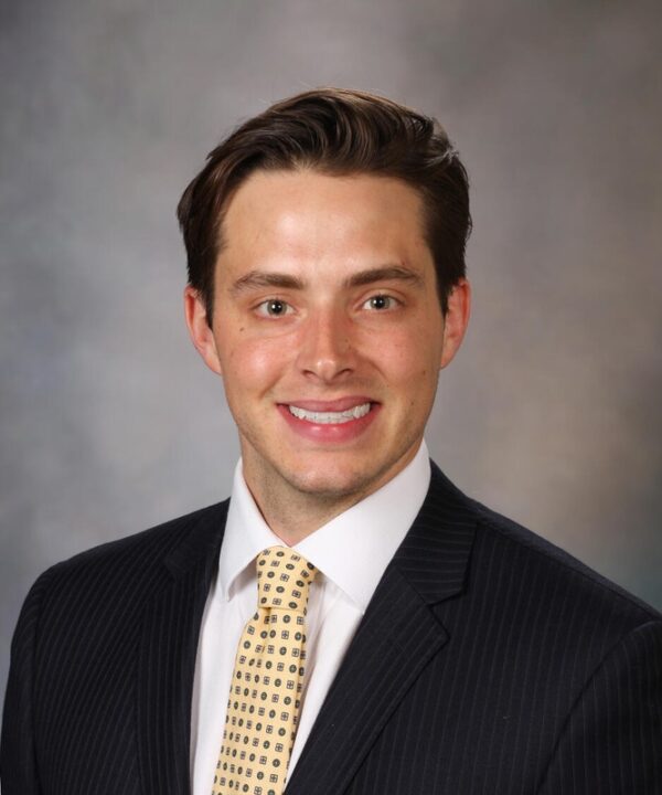 Mayo Clinic Alumni Association | Michael Traynor Jr., M.D., receives ...