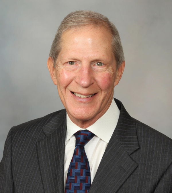 Mayo Clinic Alumni Association | Ray Squires, Ph.D. (CV ’83), receives ...