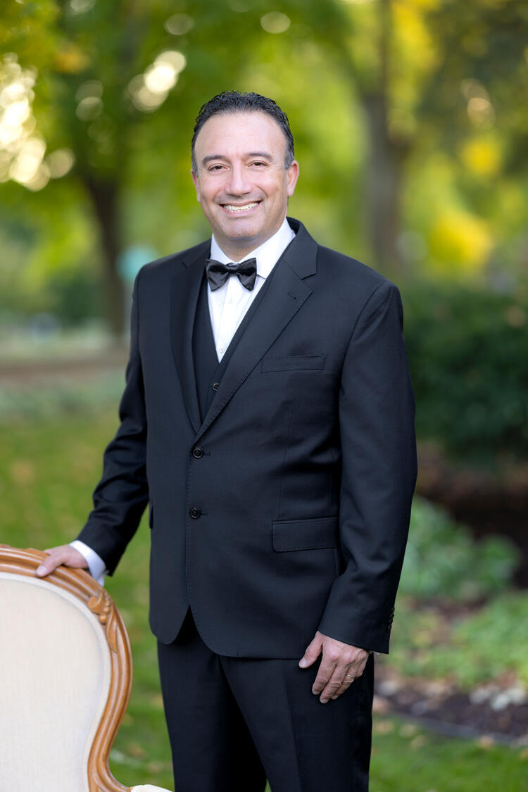 Mayo Clinic Alumni Association | Alexandre Nehme, M.D., receives Mayo ...